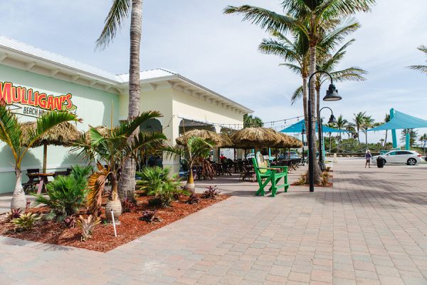 Singer Island - Mulligan's Beach House